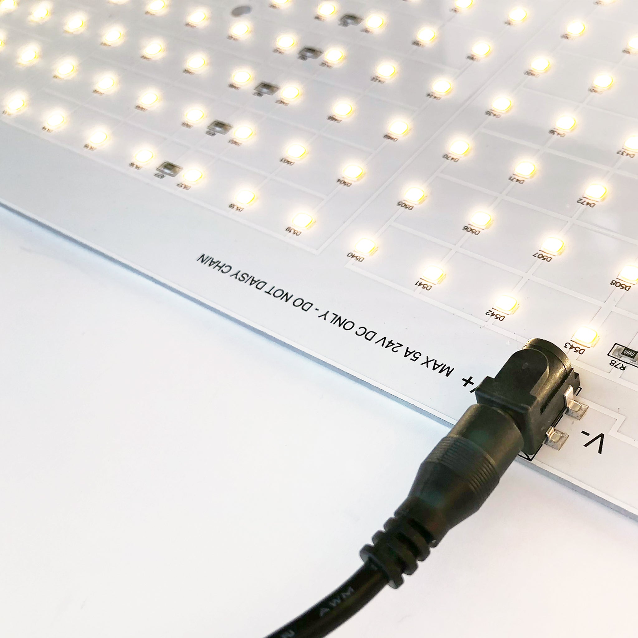PhotonPanel™ 100W Grow Light Panel – Waveform Lighting
